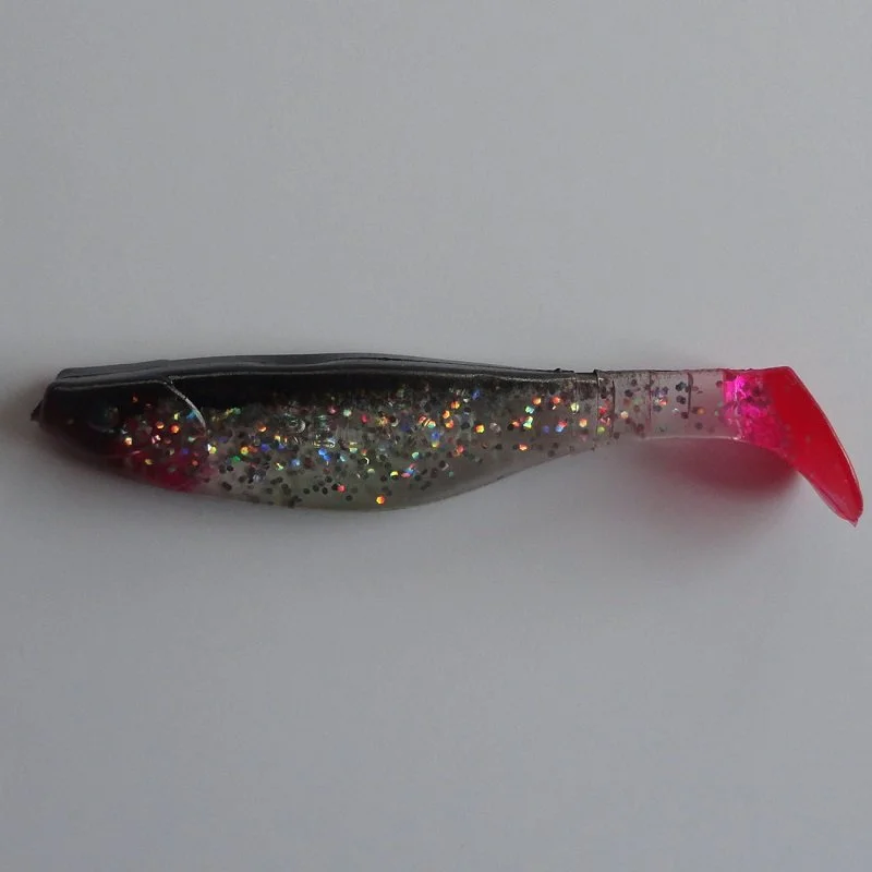 Ripper Kopyto 10cm (4") Svart/Clear Hologlitter Firetail - Relax | Jigg ...